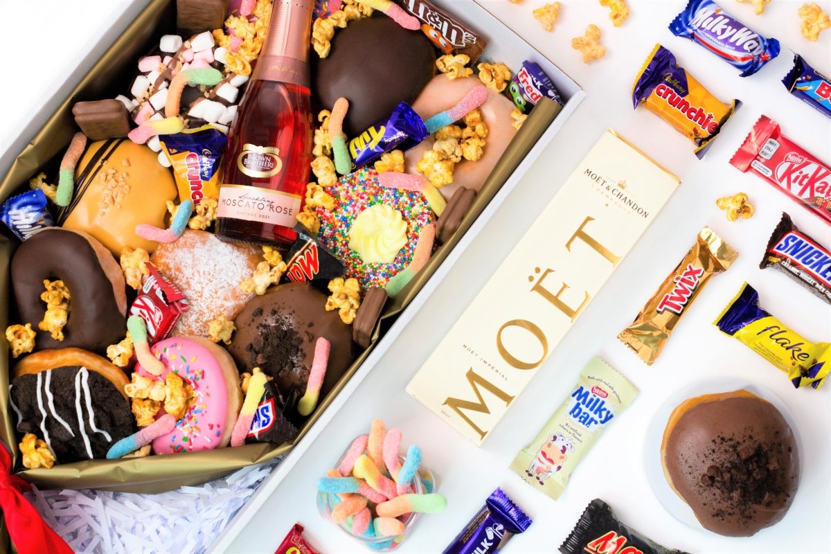 Loaded Donut Bouquet – Yummy Box